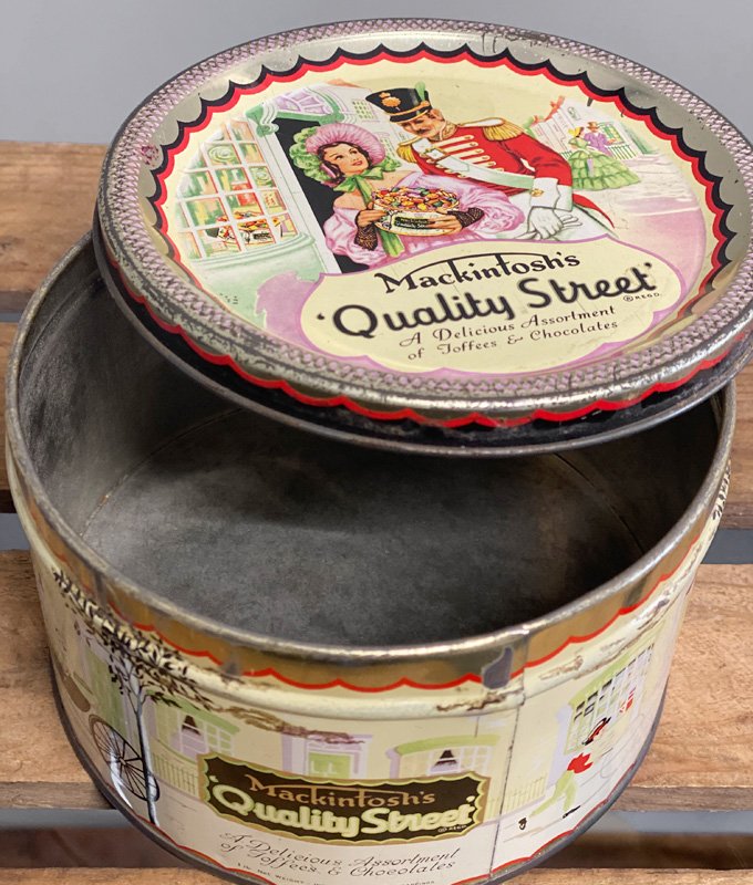 Vintage Collectables | Blue Box Vintage